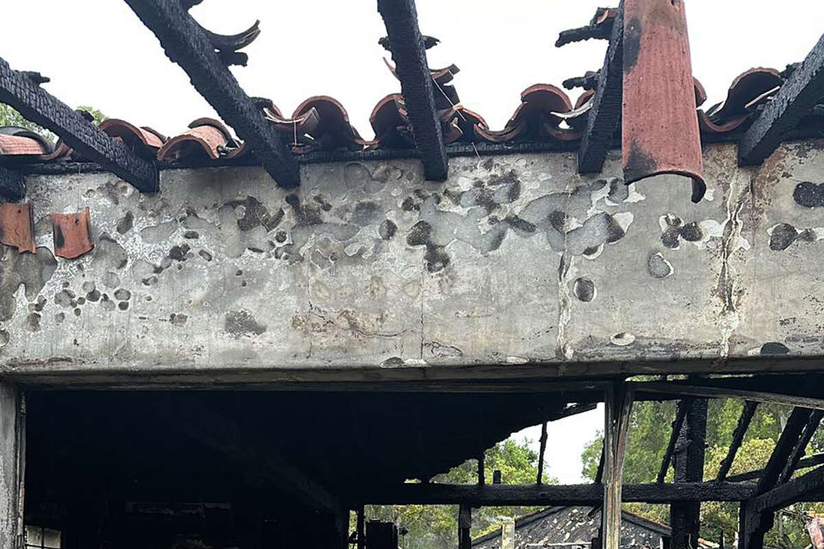 Fire destroys historic Bay Area golf course clubhouse