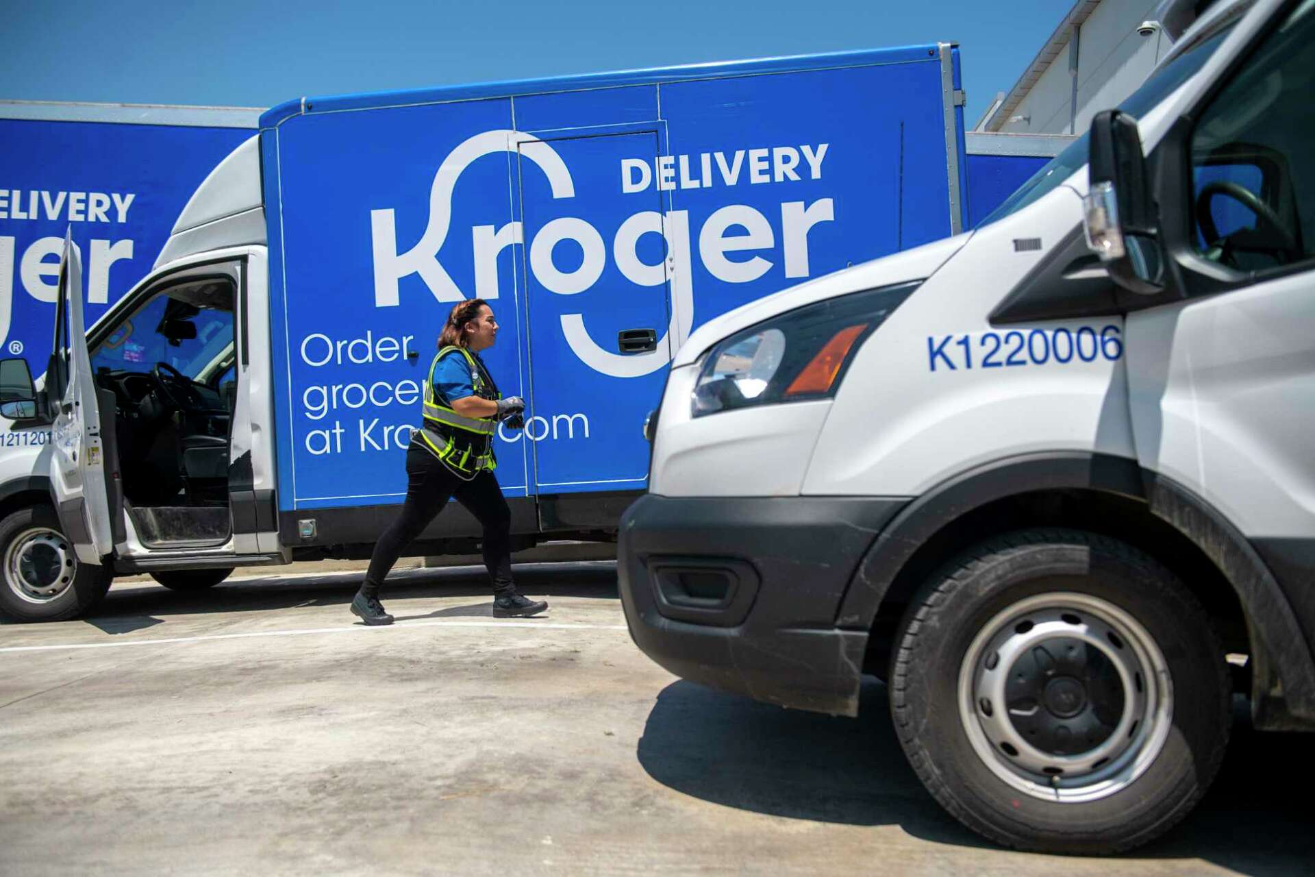 Kroger closing San Antonio, Austin delivery hubs