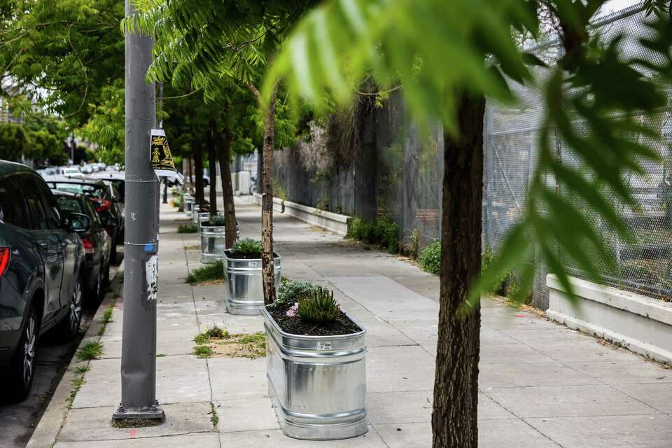 SF residents buy $25,000 worth of street planters to deter homeless