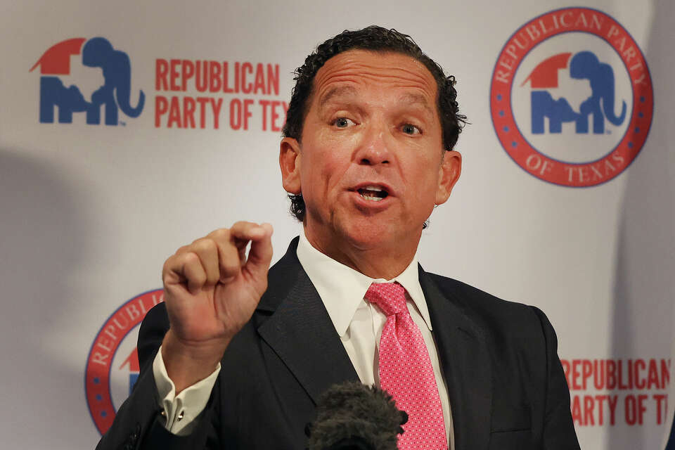 Tony Buzbee: Things to know about the famous Houston lawyer.