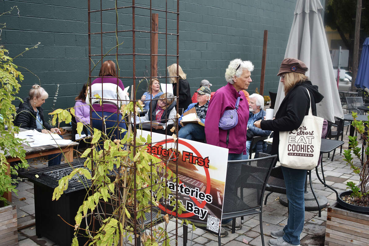 Residents of Morro Bay fight Texas-based Vistra's power plant proposal