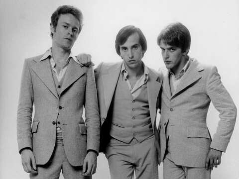 Jack Lee, the frontman of the Nerves, died at 71