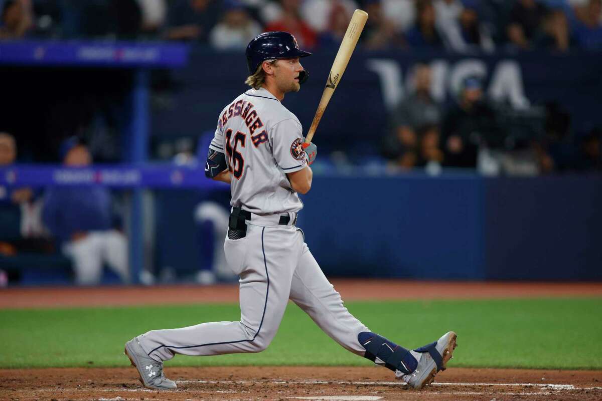 Astros: Big ninth-inning hit eludes Houston's stars in ideal situation