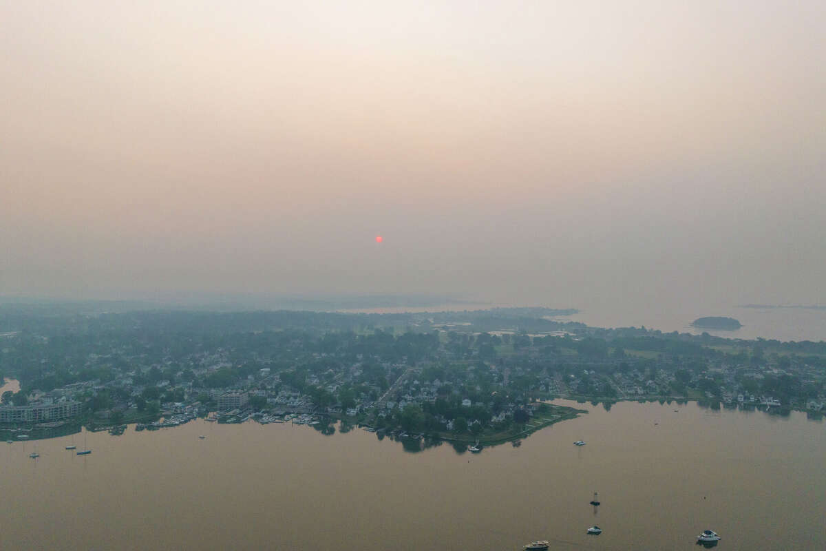 In Photos: Poor air quality in CT creates hazy skies, red sun