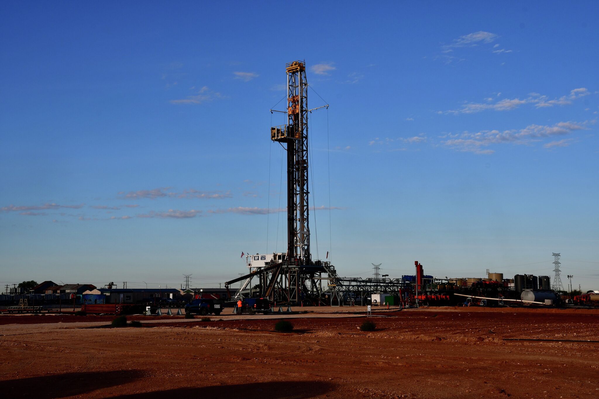 Baker Hughes: Rig count moves lower after four weeks of gains