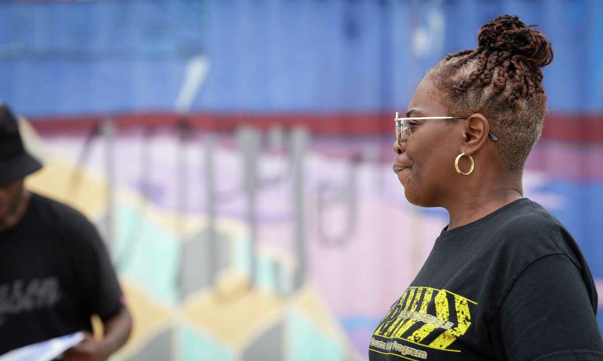 Fifth Ward mural was vandalized by racist graffiti, community upset