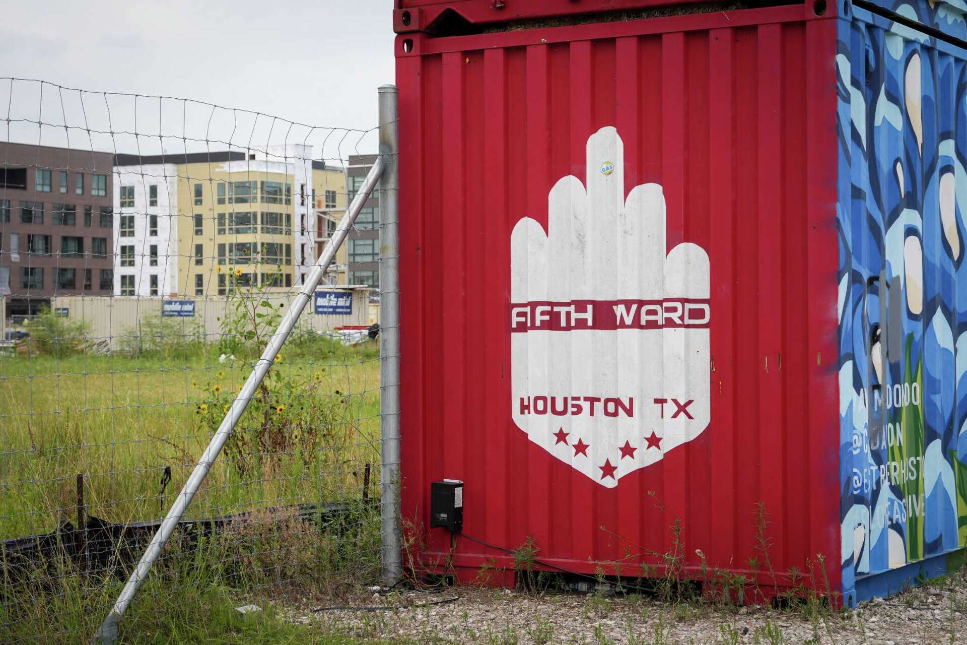 Fifth Ward mural was vandalized by racist graffiti, community upset