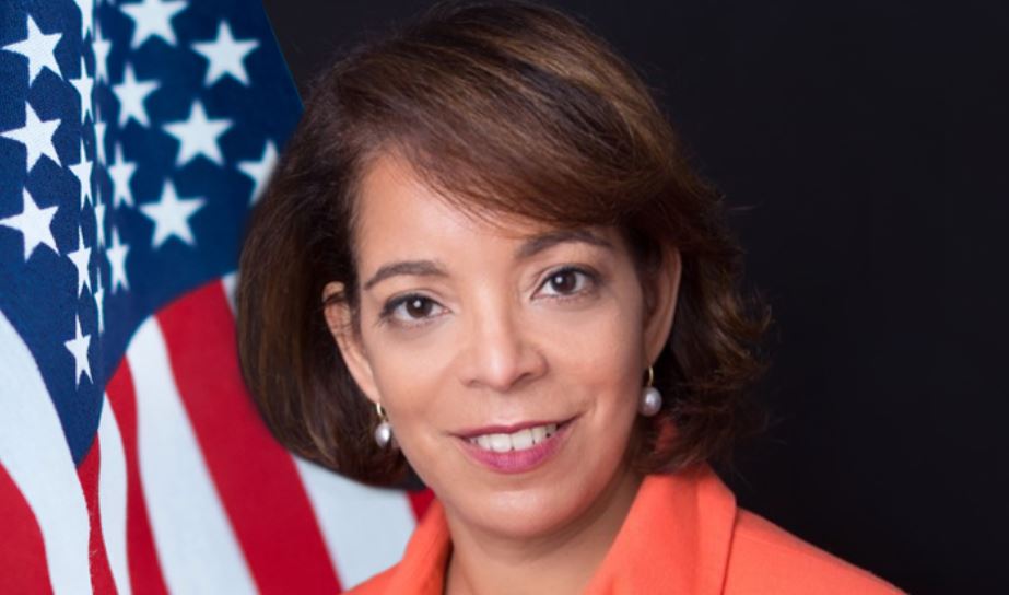 Castillo plans economic development roundtable Monday in Alton