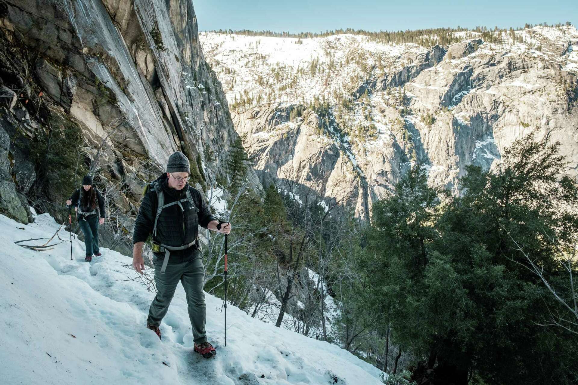 California hikers seeking last-minute permits have new tech options