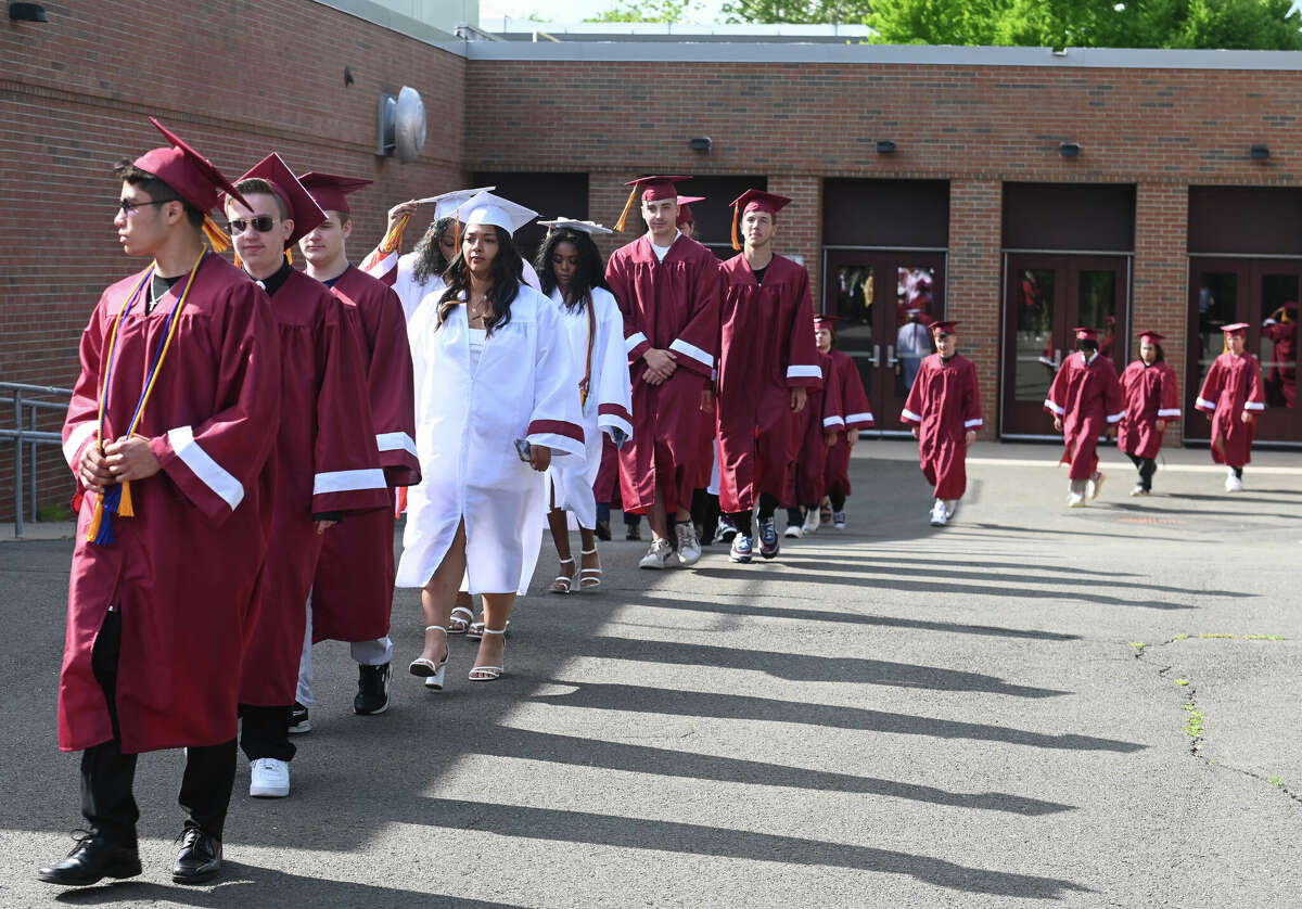 Windsor Locks graduates receive diploma at 2023 commencement