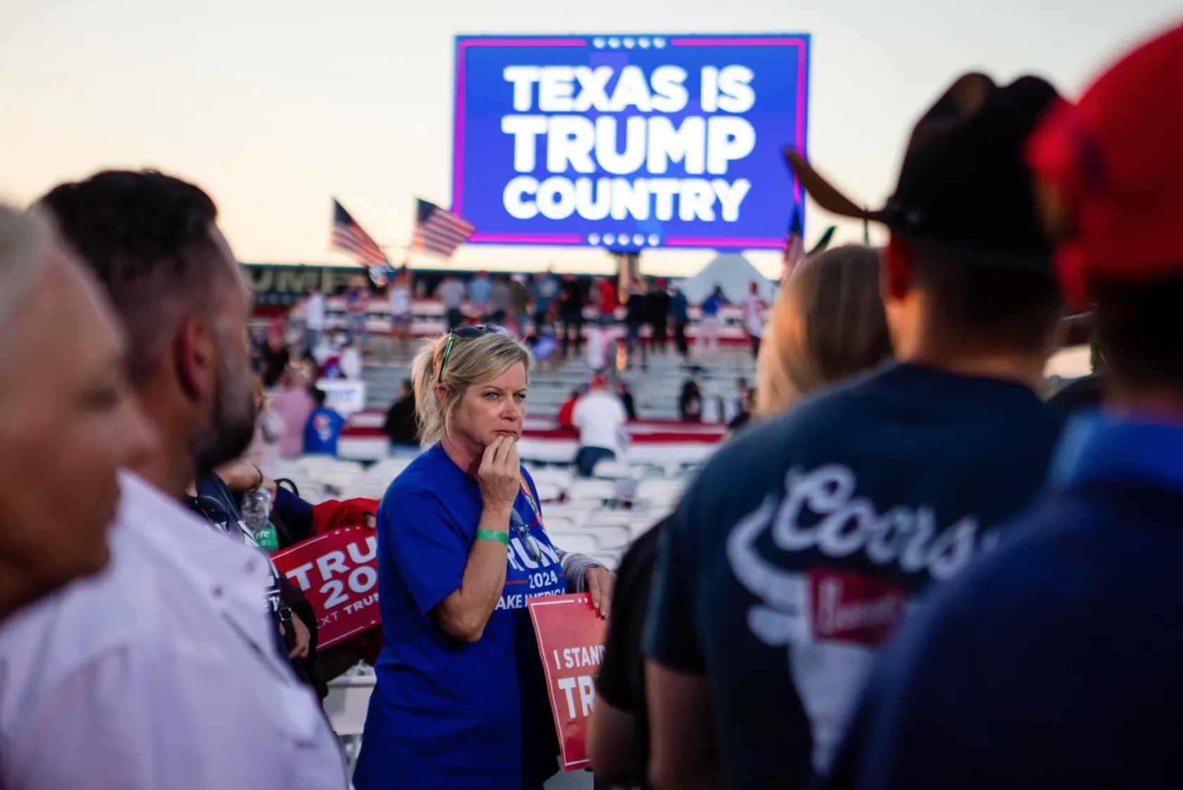 TX Republicans stand behind Donald Trump after federal indictment