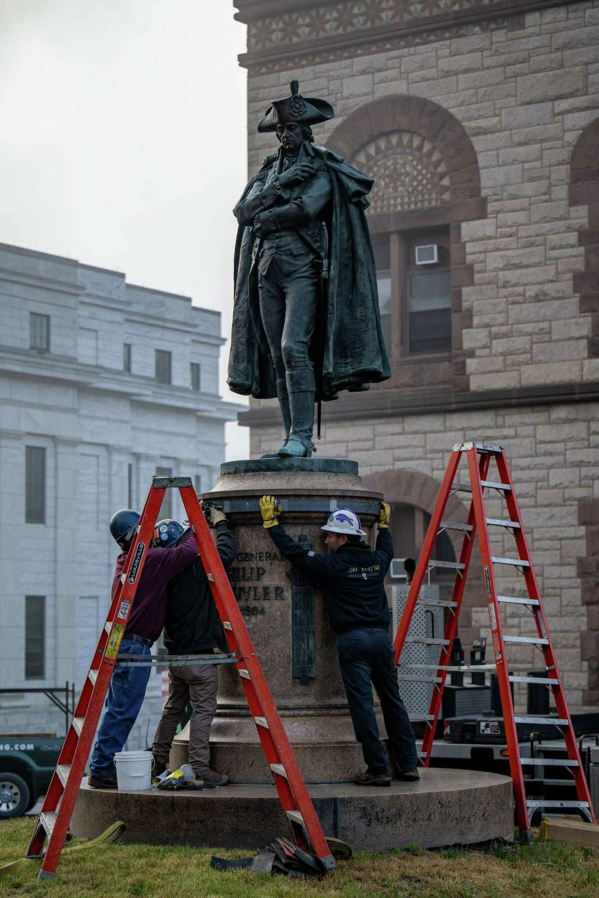 Albany's Phillip Schuyler statue removed