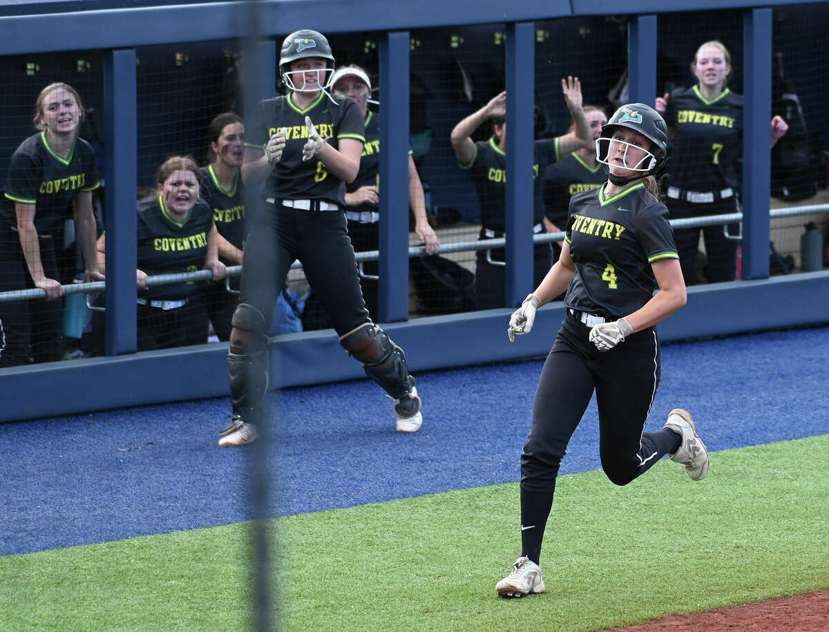 Coventry defeats Cromwell for CIAC Class S softball championship.