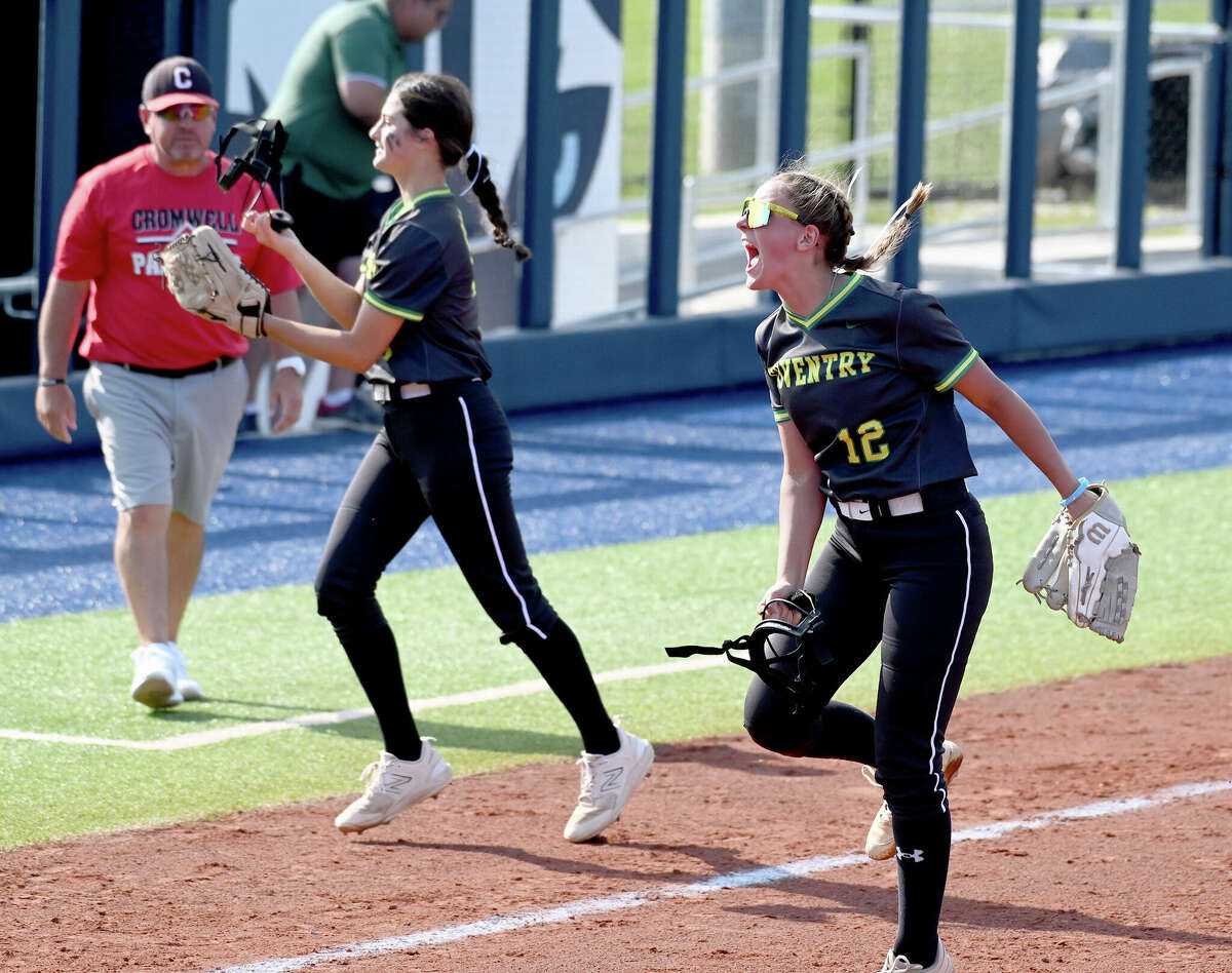 Coventry defeats Cromwell for CIAC Class S softball championship.