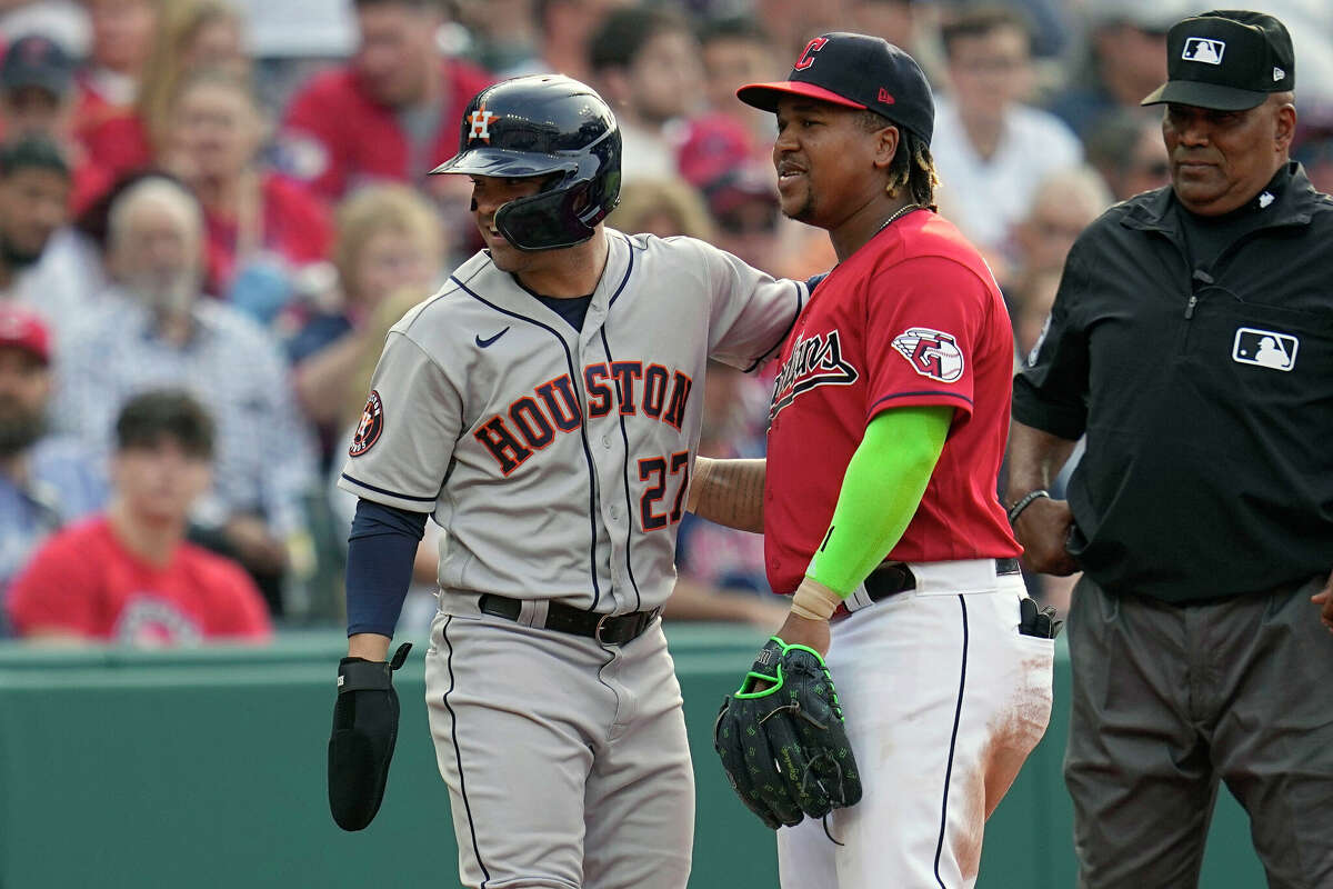Astros 6, Guardians 4: Bullpen holds lead as bats produce to snap skid