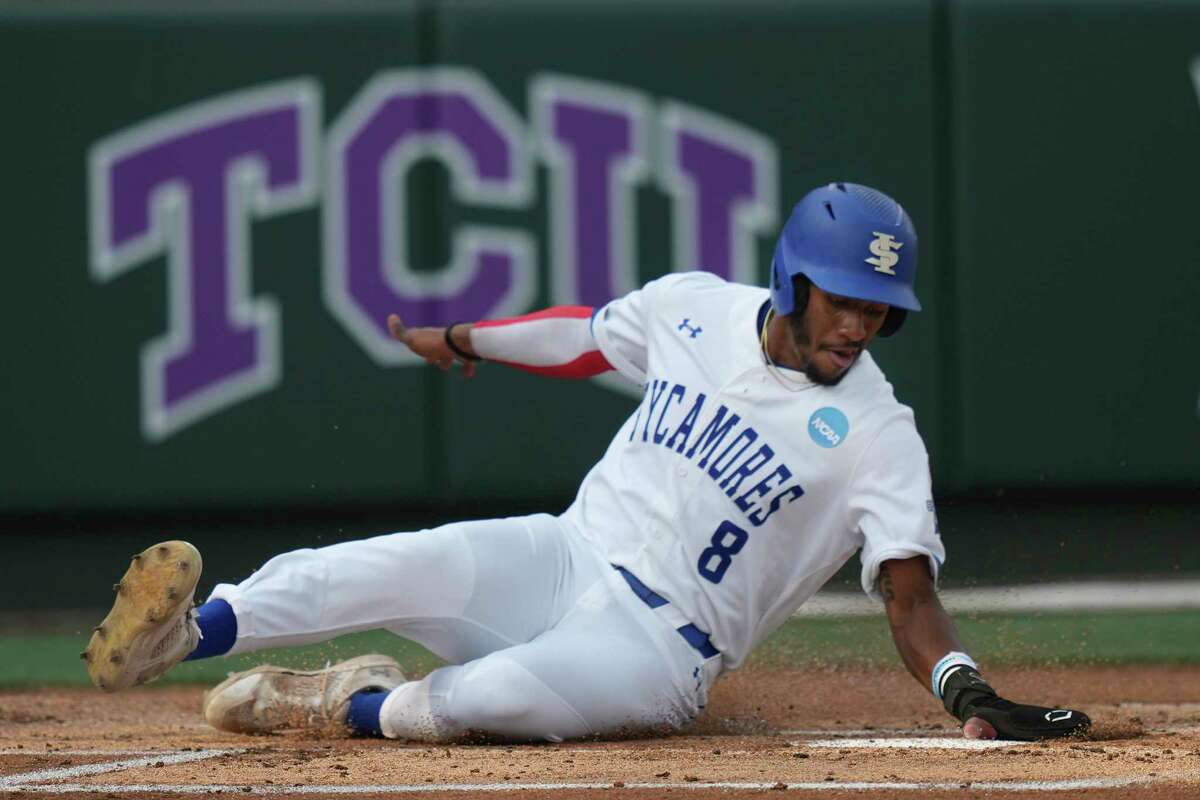 TCU sweeps Indiana State, advances to College World Series
