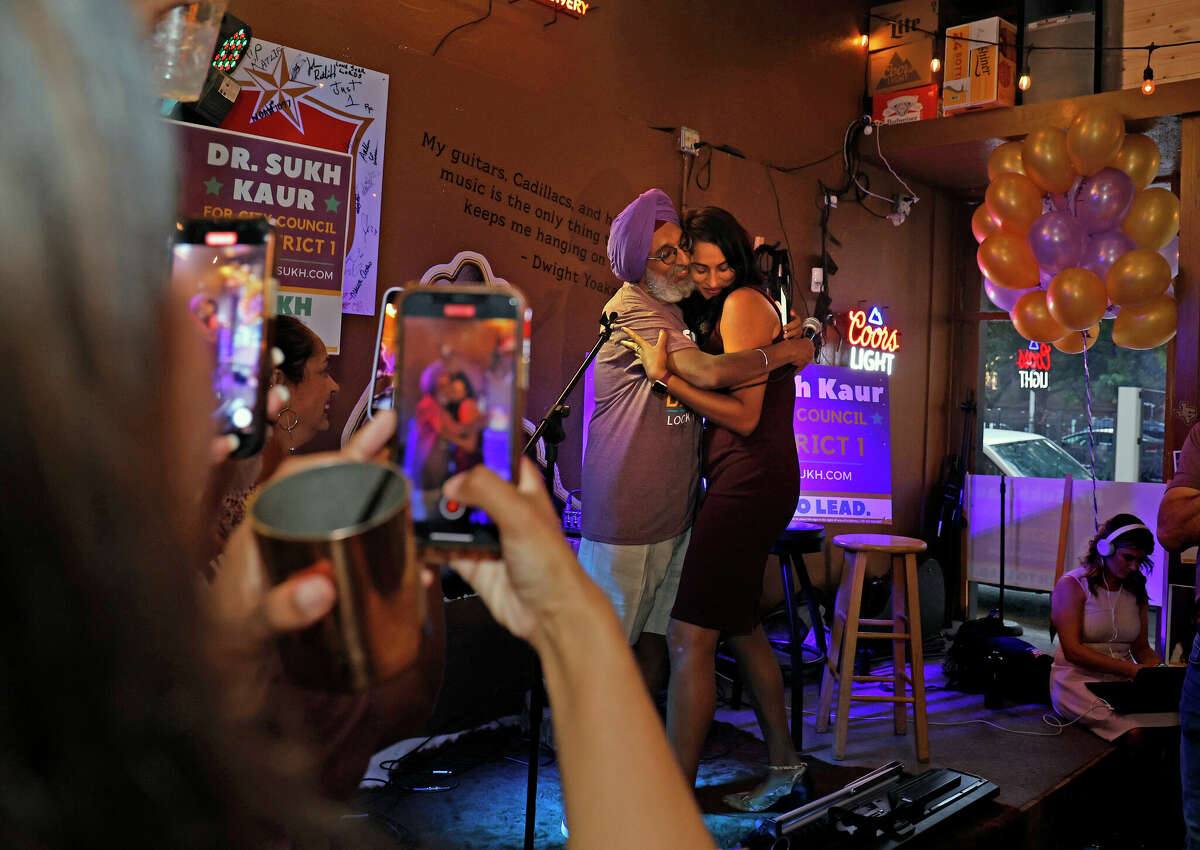 Sukh Kaur pushes out first-term District 1 Councilman Mario Bravo