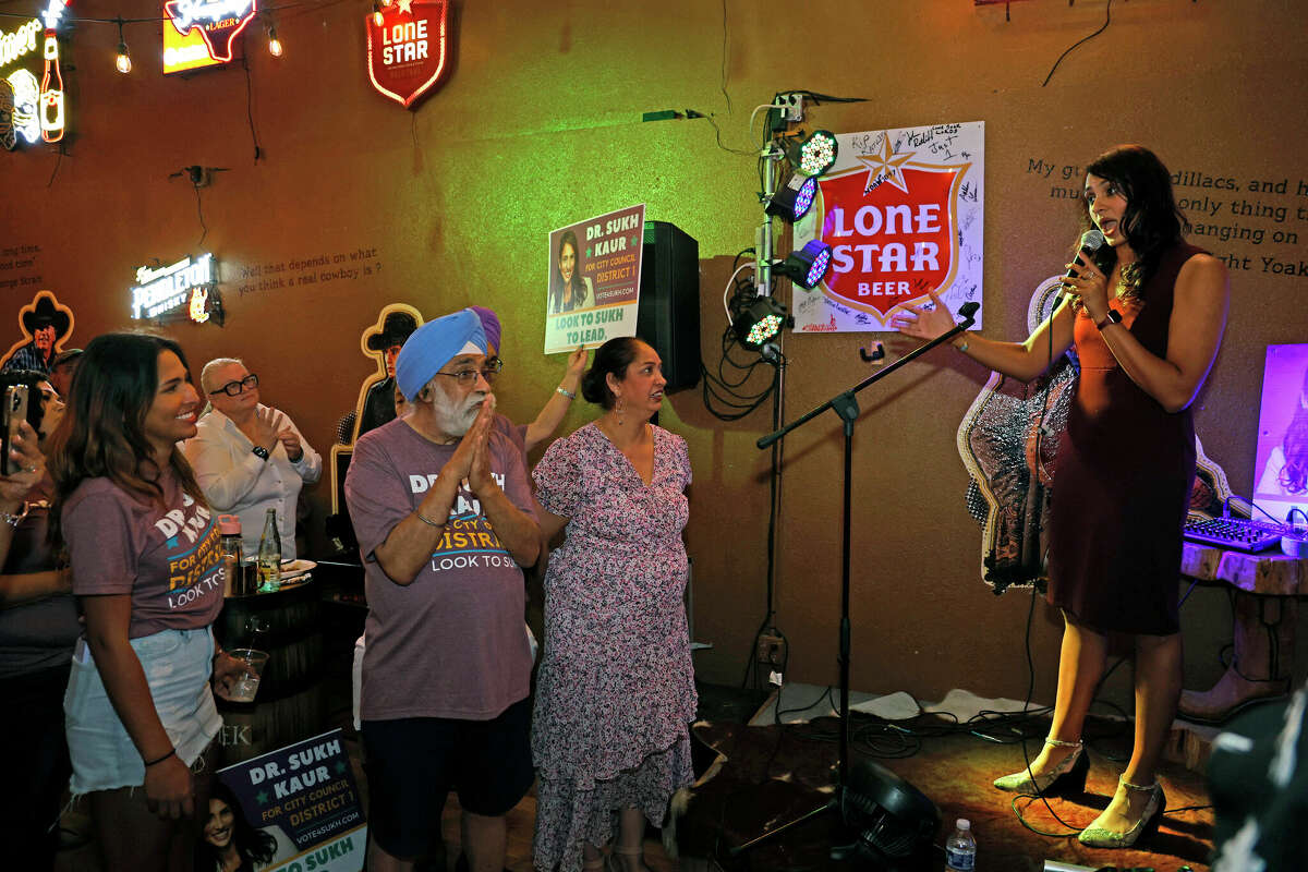 Sukh Kaur pushes out first-term District 1 Councilman Mario Bravo