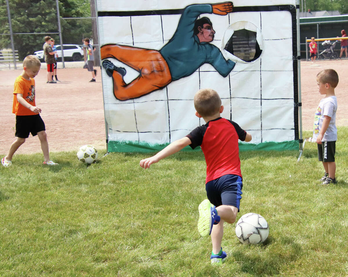 Elkton Kids Day attracts around 200 families for free food and fun