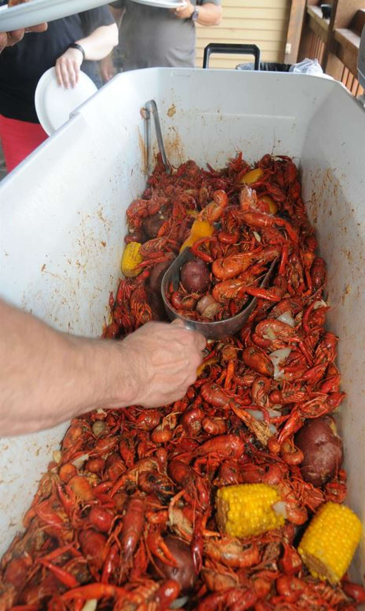 Cray cray for crawdads: 10-hour trip adds 'health food' to Alton