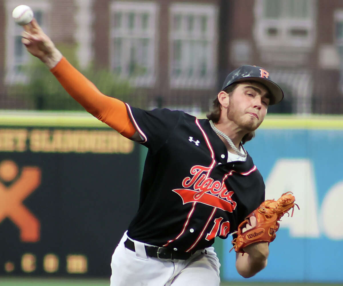 Hendrickson, Marchetto deliver in the clutch for Tigers in title win