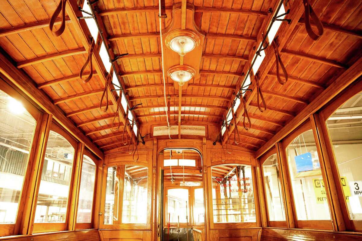 Historic SF cable car to go into service for first time in 70 years