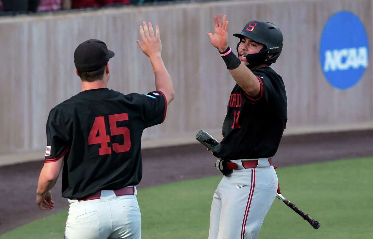 Quinn Mathews strikes out 16, Stanford tops Texas 8-3 to force Game 3
