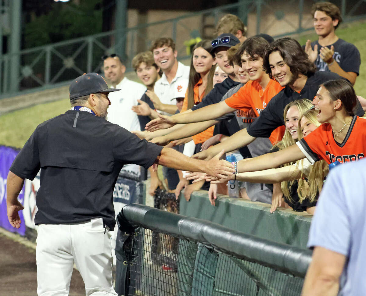Edwardsville faithful show out at state championship