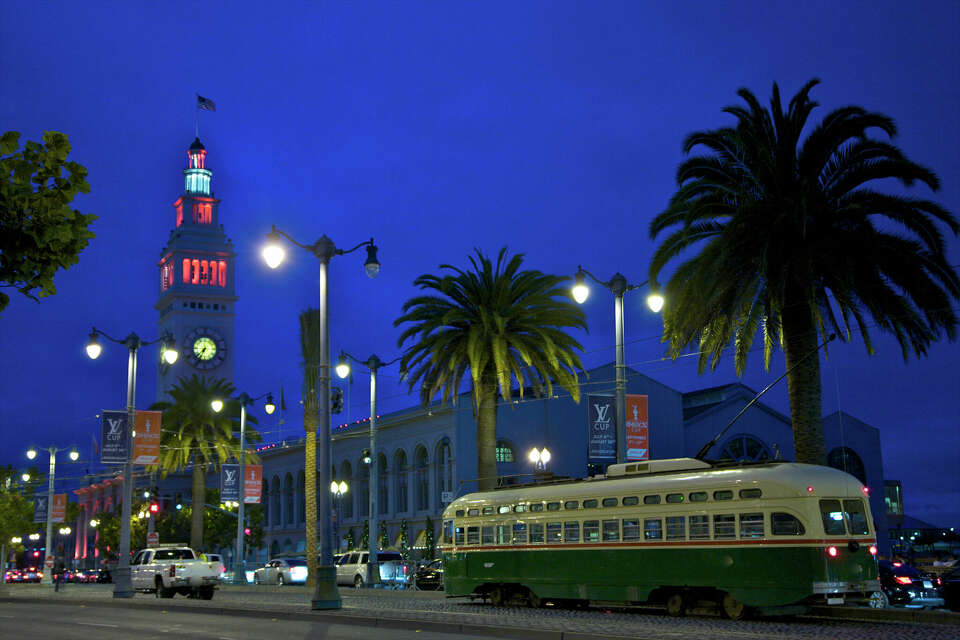 A complete guide to SF's BART and Muni transit systems