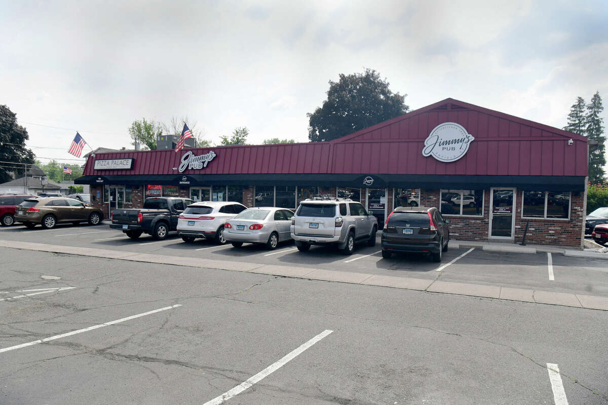 Jimmy's Pub owner asks Enfield neighbors to work with him on solutions