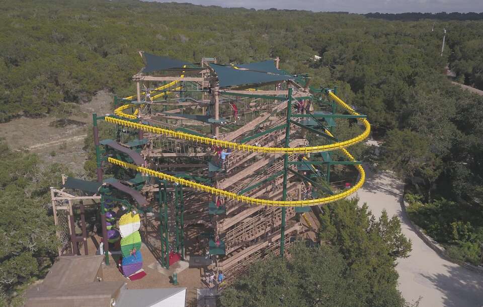 Natural Bridge Caverns: Your guide to the stellar attraction