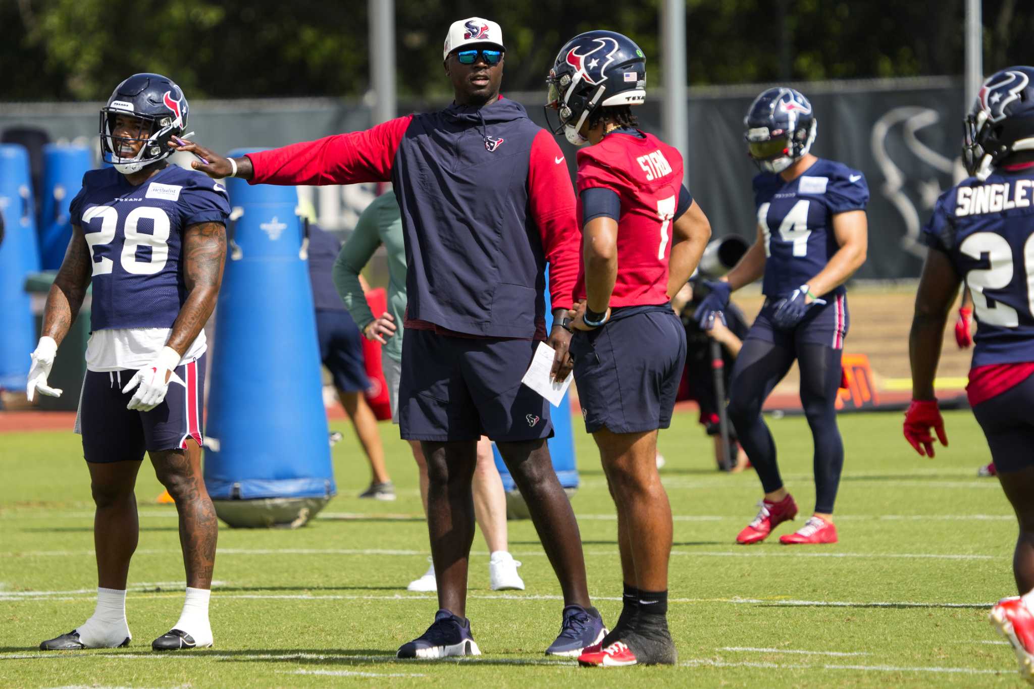 Texans assistant coach Jerrod Johnson: Who has interviewed him for OC?