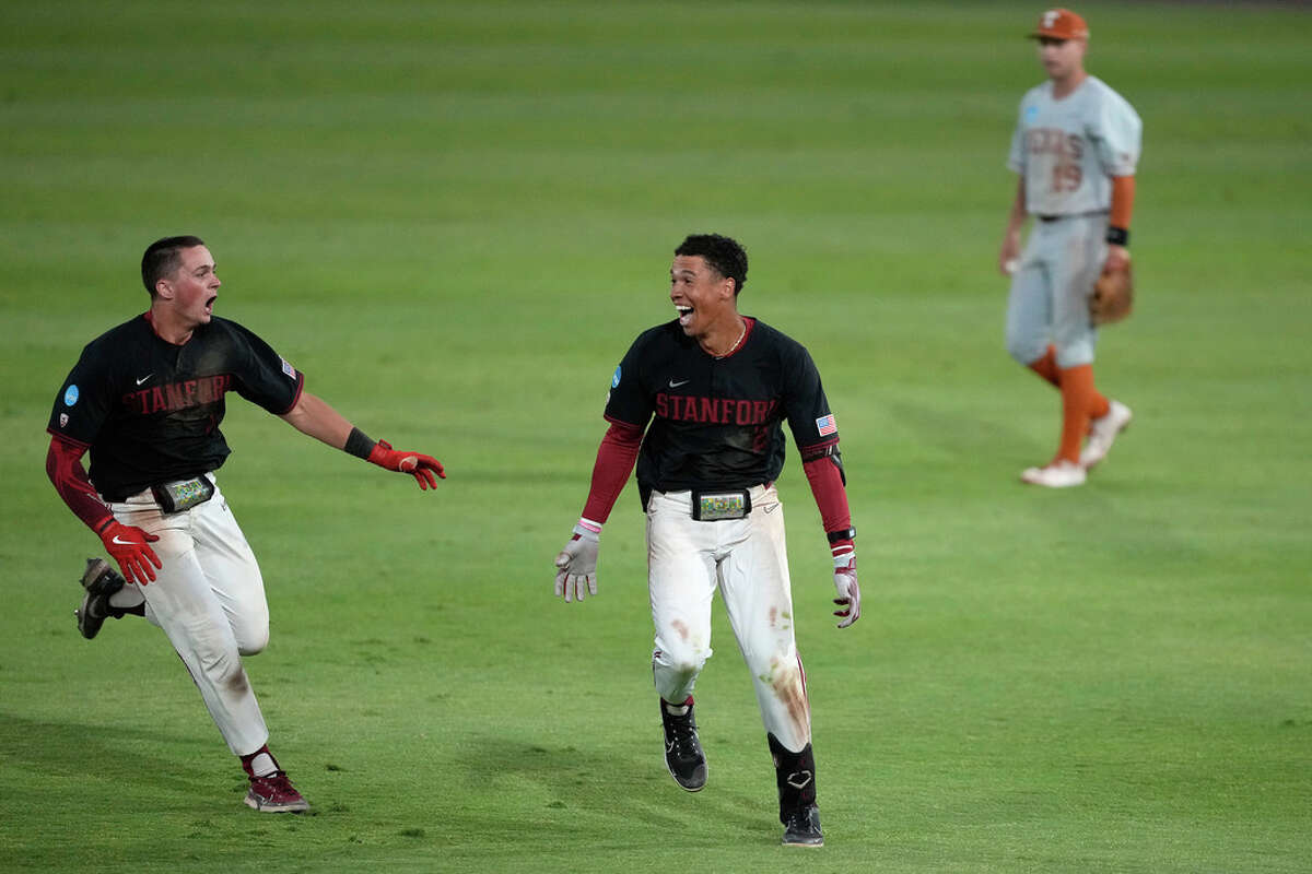 Despite bitter ending, the future is bright for Texas baseball