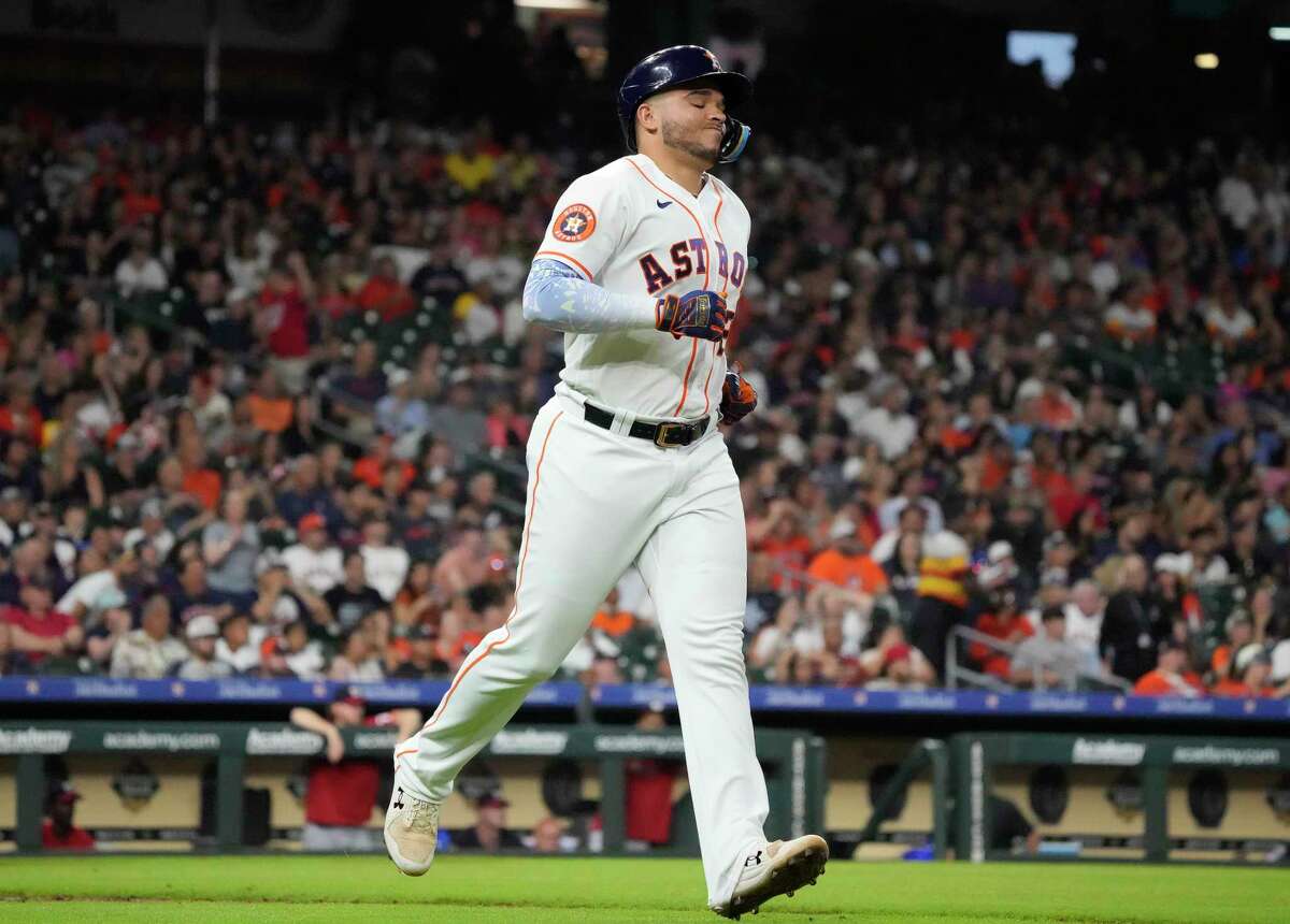 Houston Astros' Jose Abreu hits career milestone during strong stretch