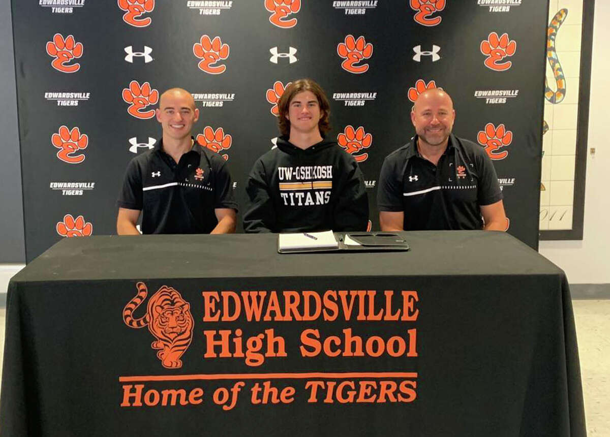 Ethan Stukenberg to pole vault at University of Wisconsin-Oshkosh