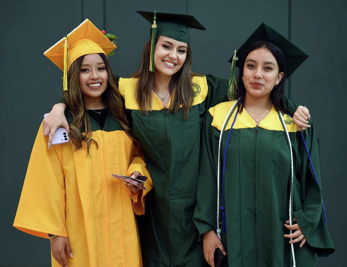 Hamden High School celebrates class of 2023