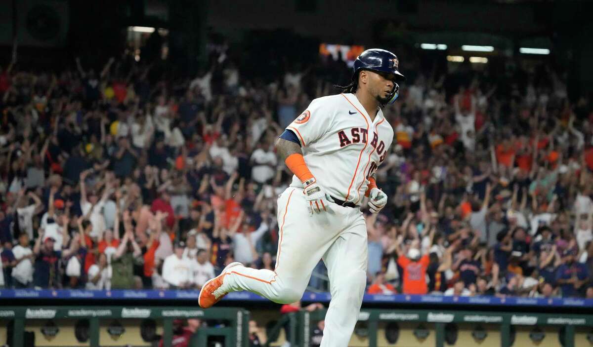 Houston Astros ride home runs to win over Washington Nationals