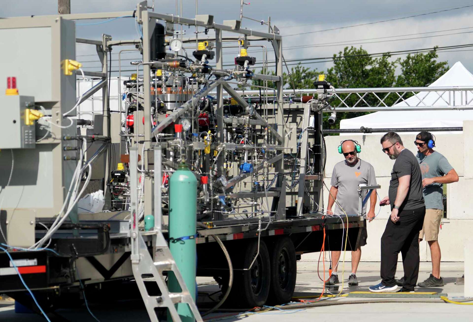 Houston spaceplane startup test fires hypersonic rocket engine