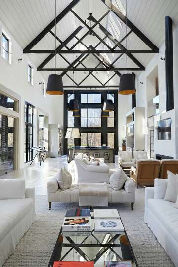 Why modern farmhouse is so popular, & how to get the look in your home