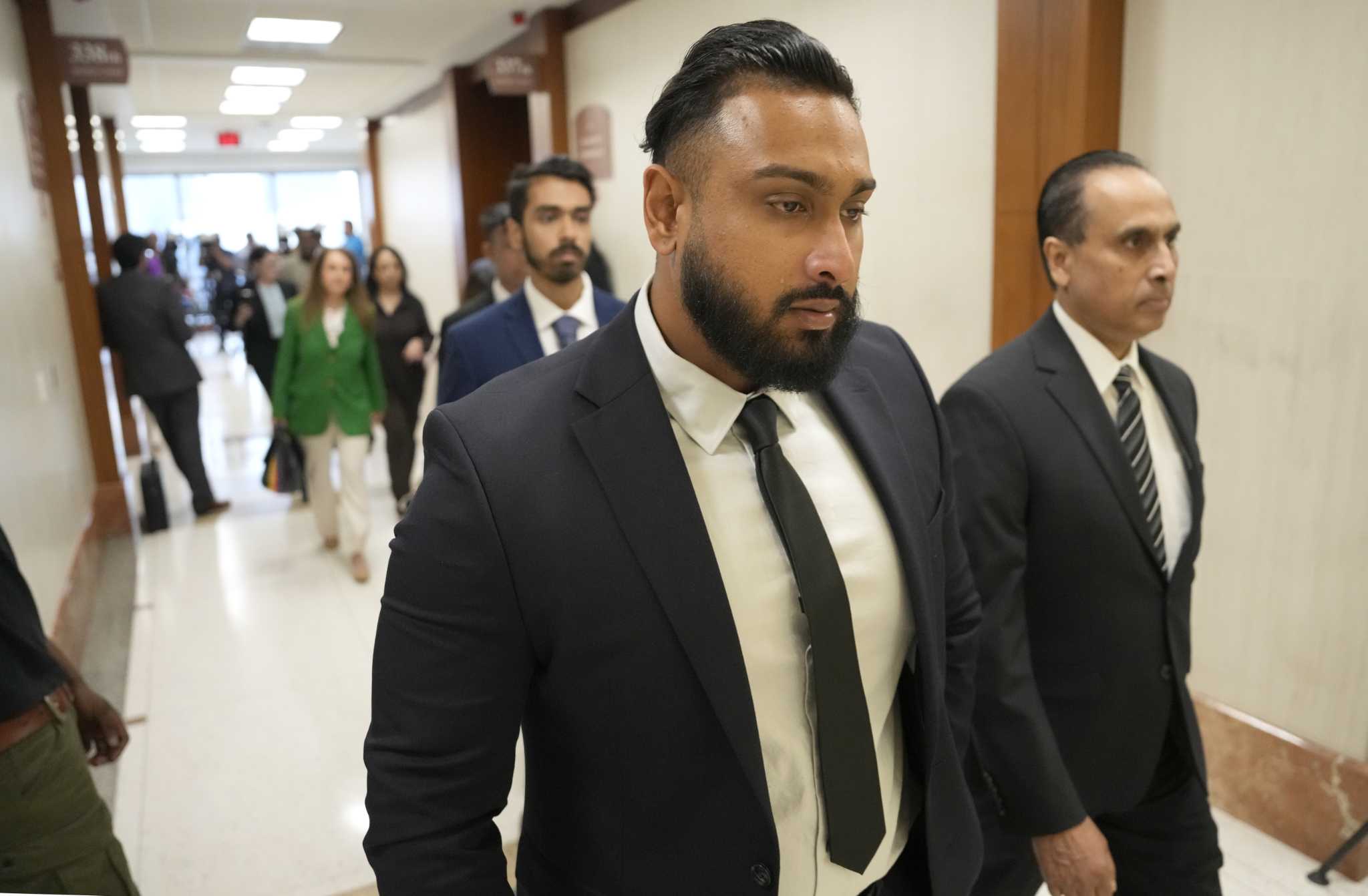 Galib Chowdhury: Search warrant for ex-HPD cop yields used syringes