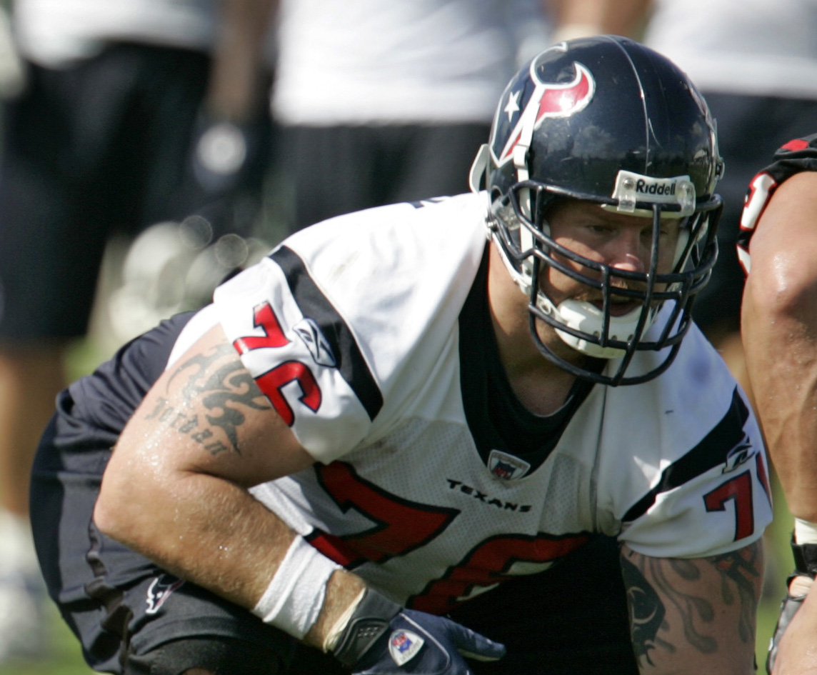 Ex-Texan Steve McKinney to be inducted into Clear Creek Hall of Honor