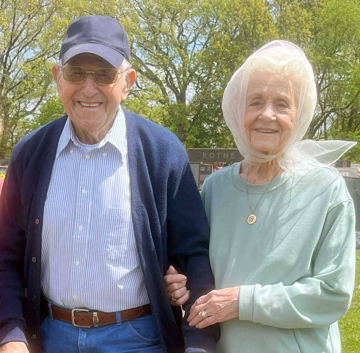 Robert and Bonnie Minor celebrating 75th wedding anniversary