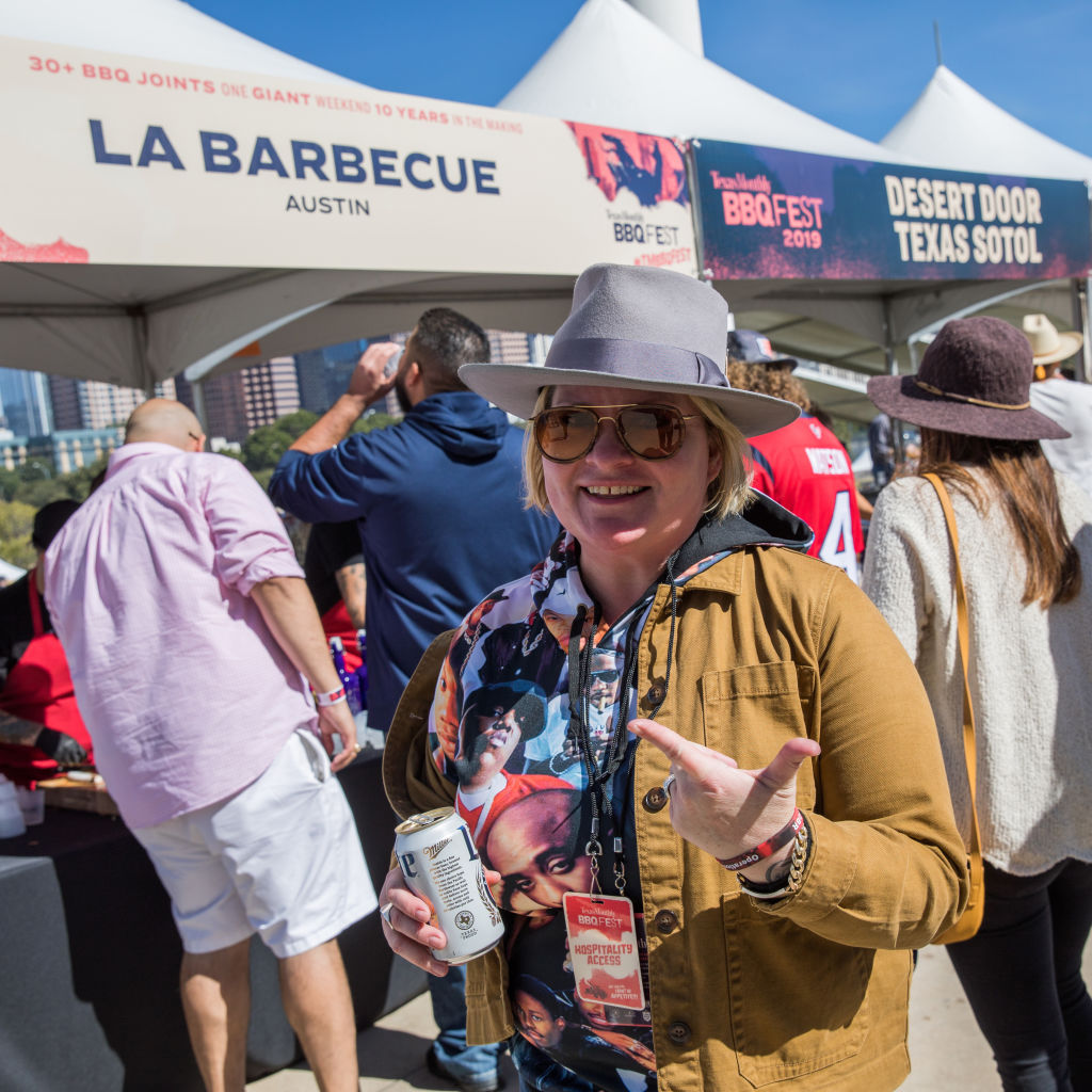 Texas pitmaster Ia barbecue owner LeAnn Mueller dead