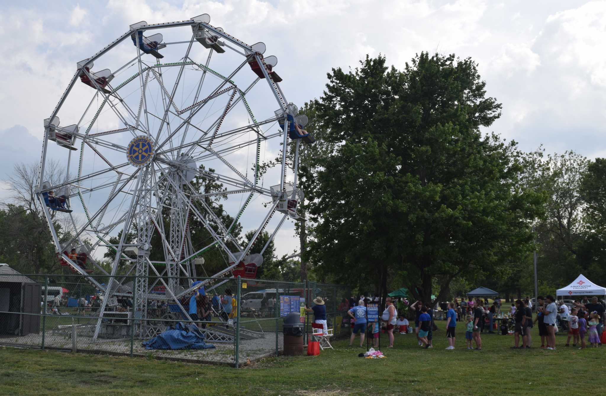 Ferris wheel opens for season