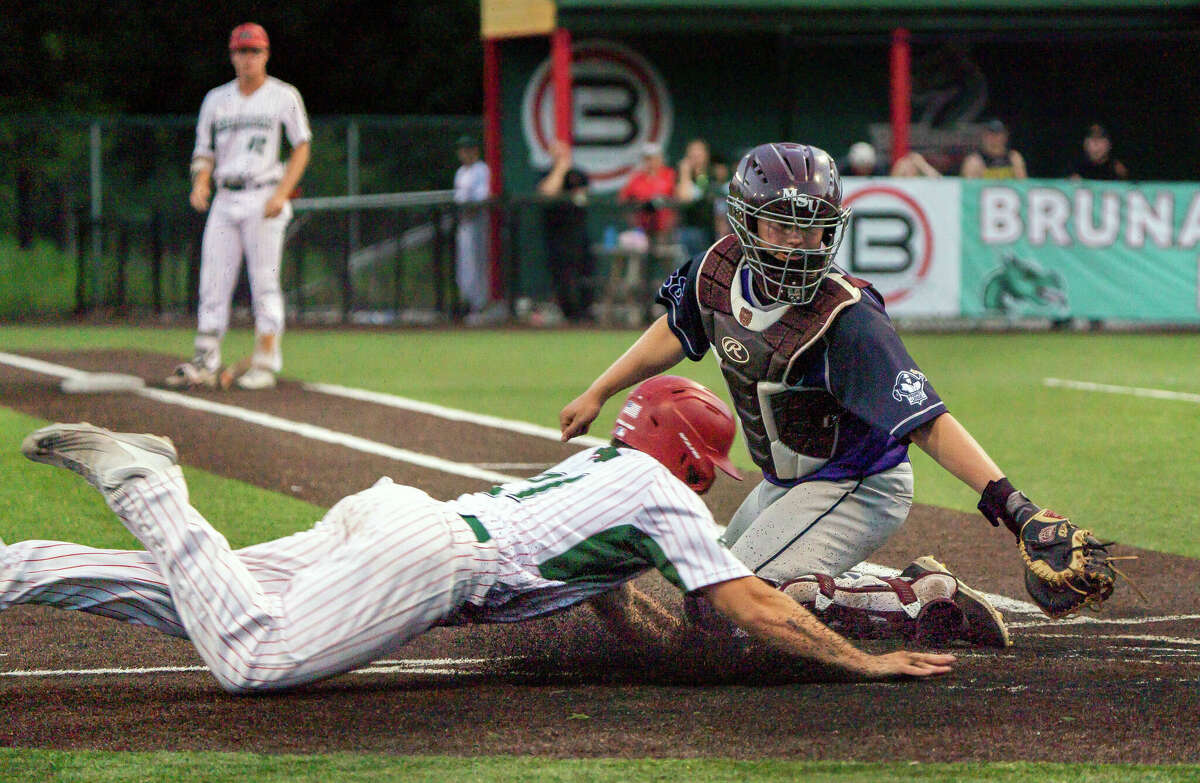 Alton builds big lead, then golds off Rockabillys at Hopkins Field