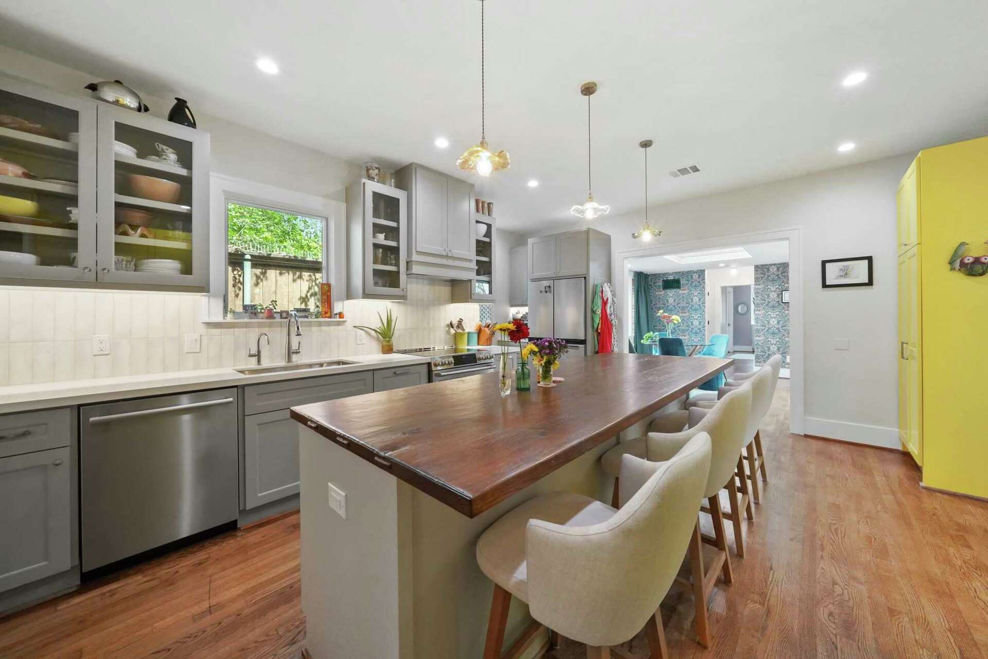 Family of architect who died in plane crash gets home renovation
