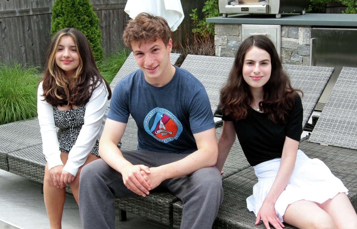 How three Greenwich teens helped pass a CT bill on food allergies