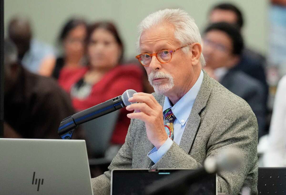 HISD says they mistakenly asked principals to return money