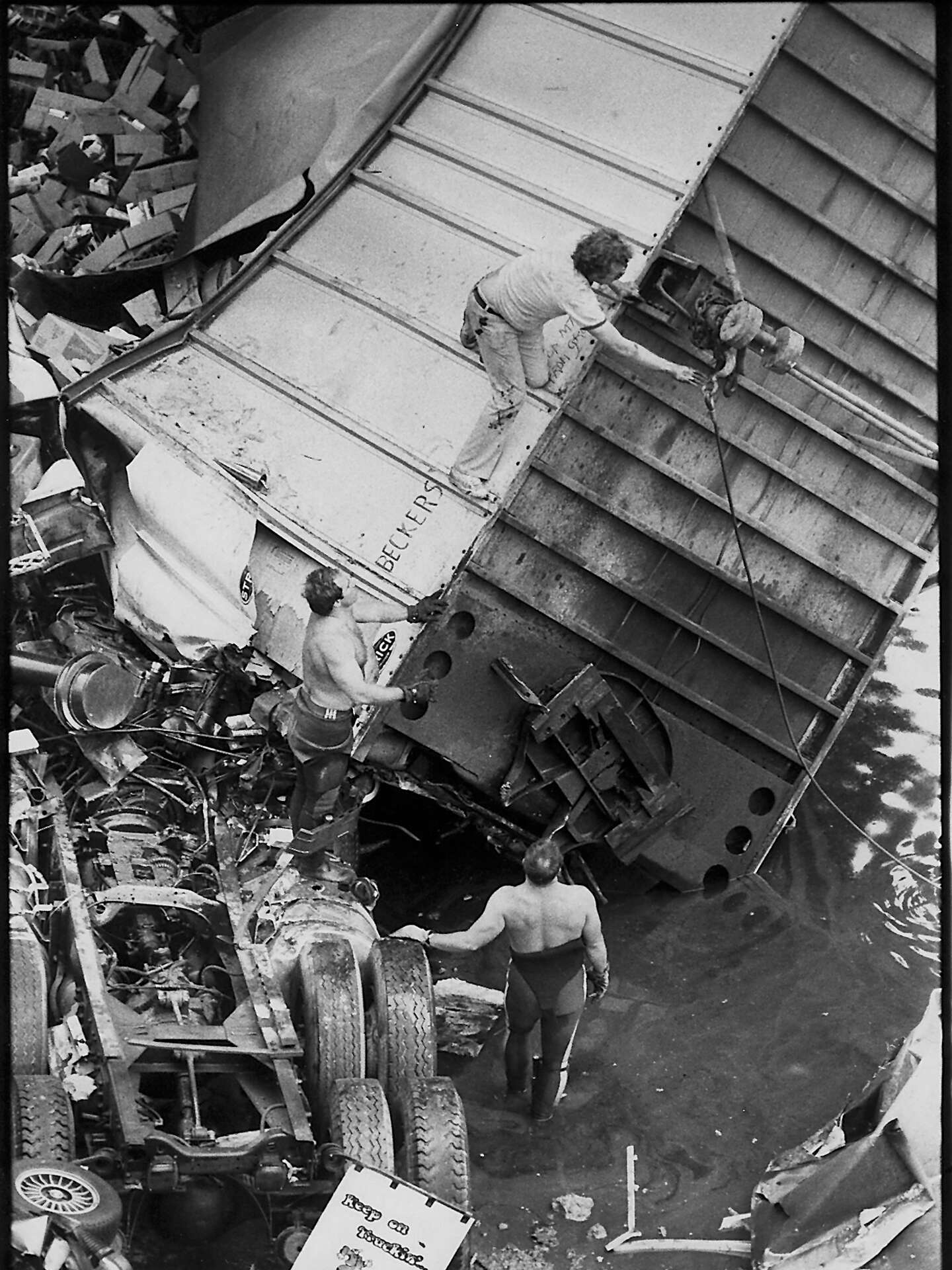 I-95 collapse in Philadelphia echoes Mianus River Bridge disaster