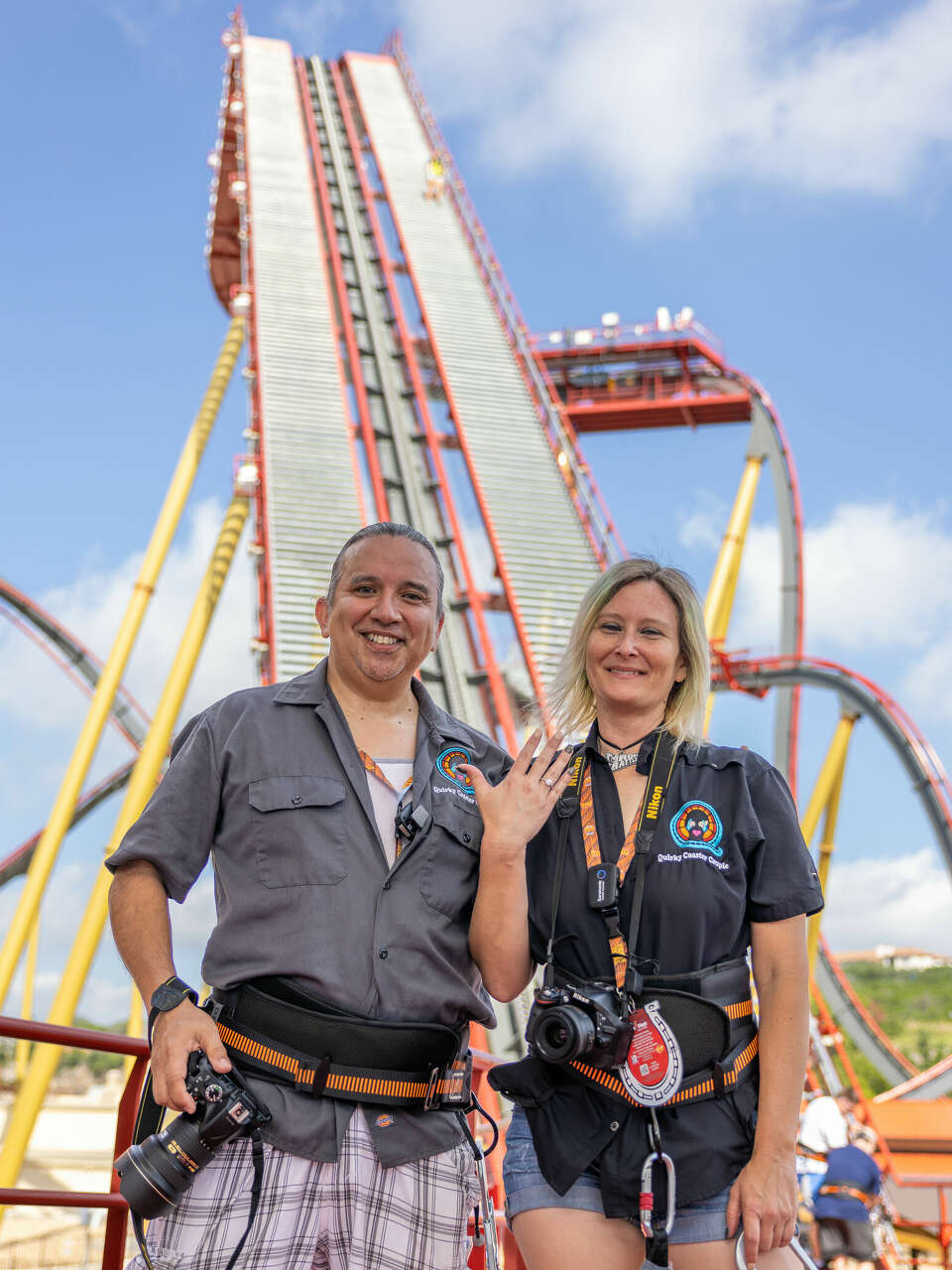 San Antonio couple proposes on Six Flags Fiesta Texas coaster